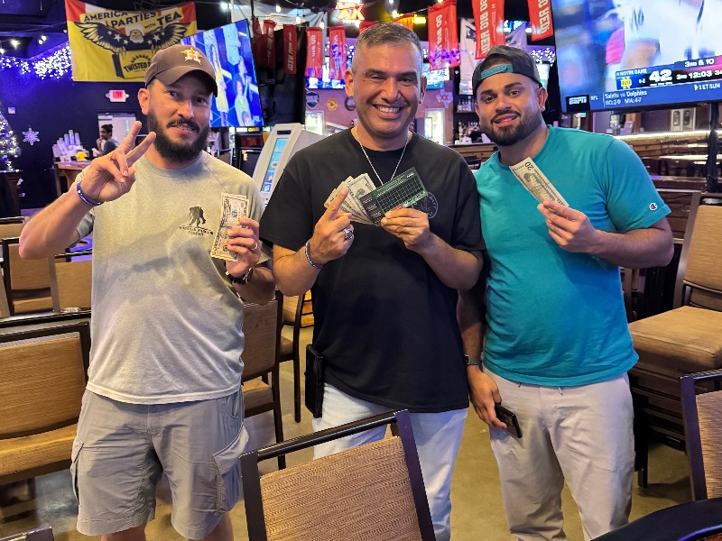 Joseph Lomas Wins at Sideliners Grill | Free Poker Network(FPN)