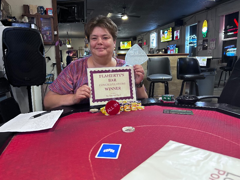 Stephanie Brown SWATS the competition! | Free Poker Network(FPN)